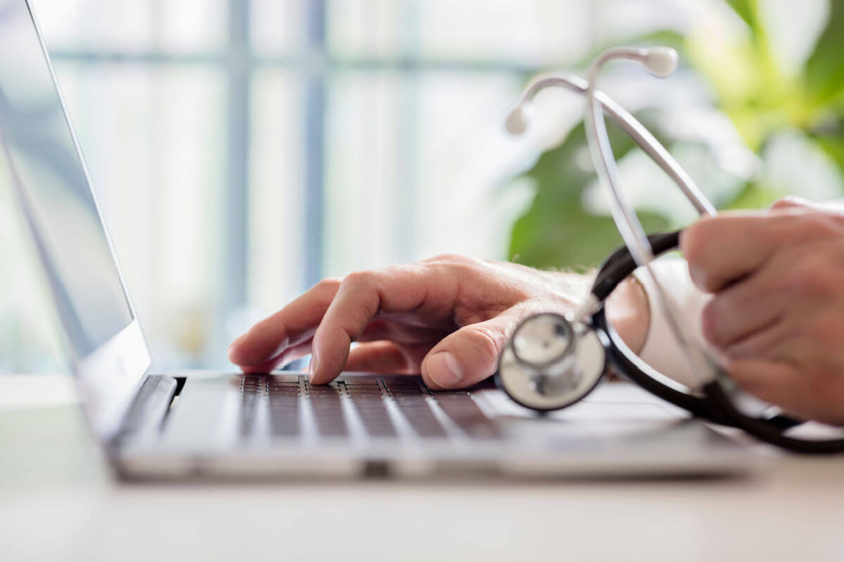 Patient Support Vs. Customer Service | NAOS CX