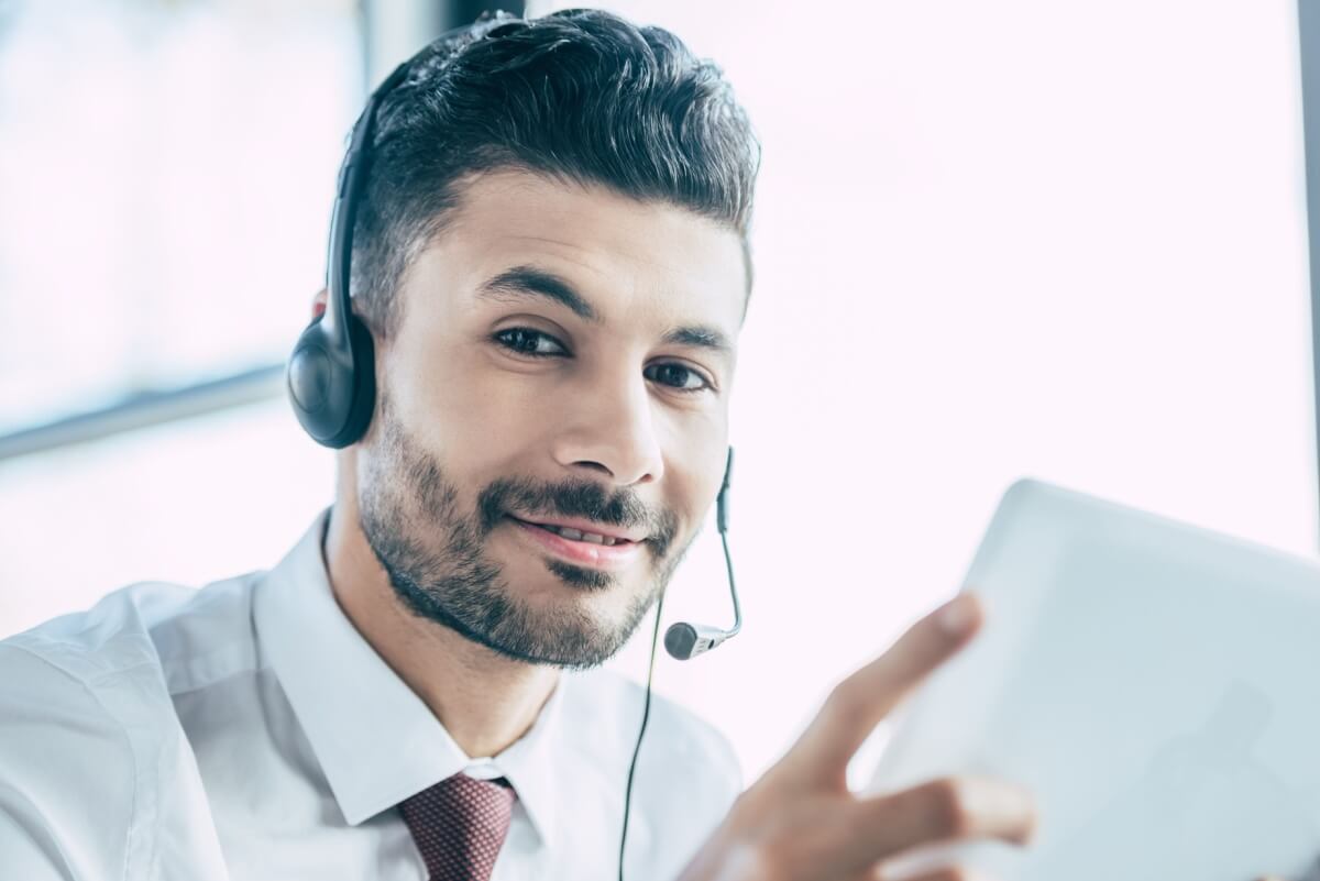 Outsourced Call Center: Challenges & Opportunities | CX Blog