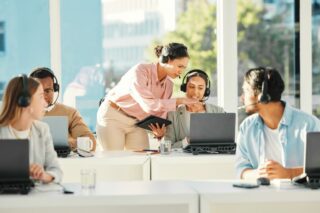 Voice Vs. Non-Voice Customer Service | CX Blog